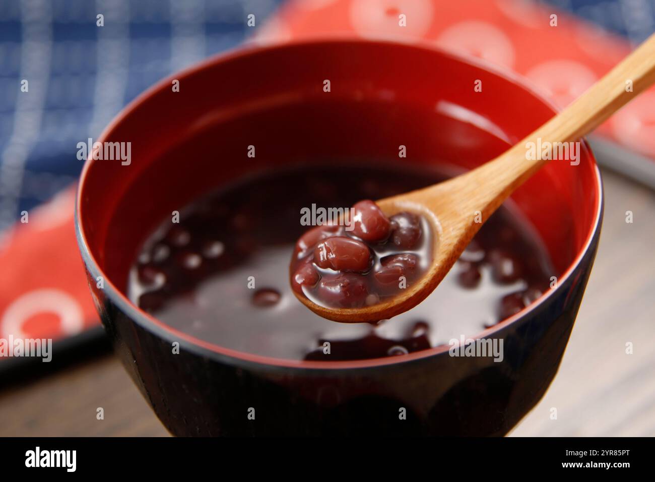 Oshiruko (sweet red-bean soup Stock Photo - Alamy