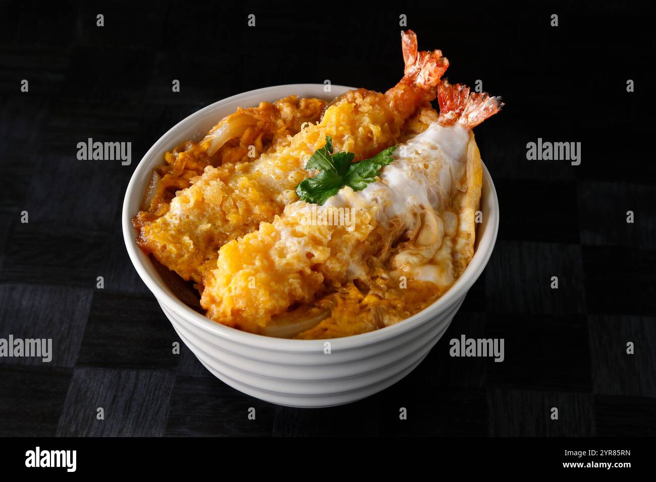 Shrimp tempura rice bowl Stock Photo - Alamy