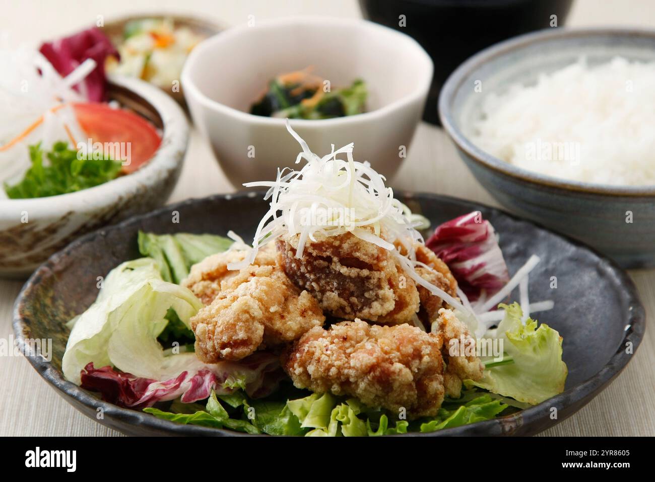 Karaage set meal Stock Photo - Alamy