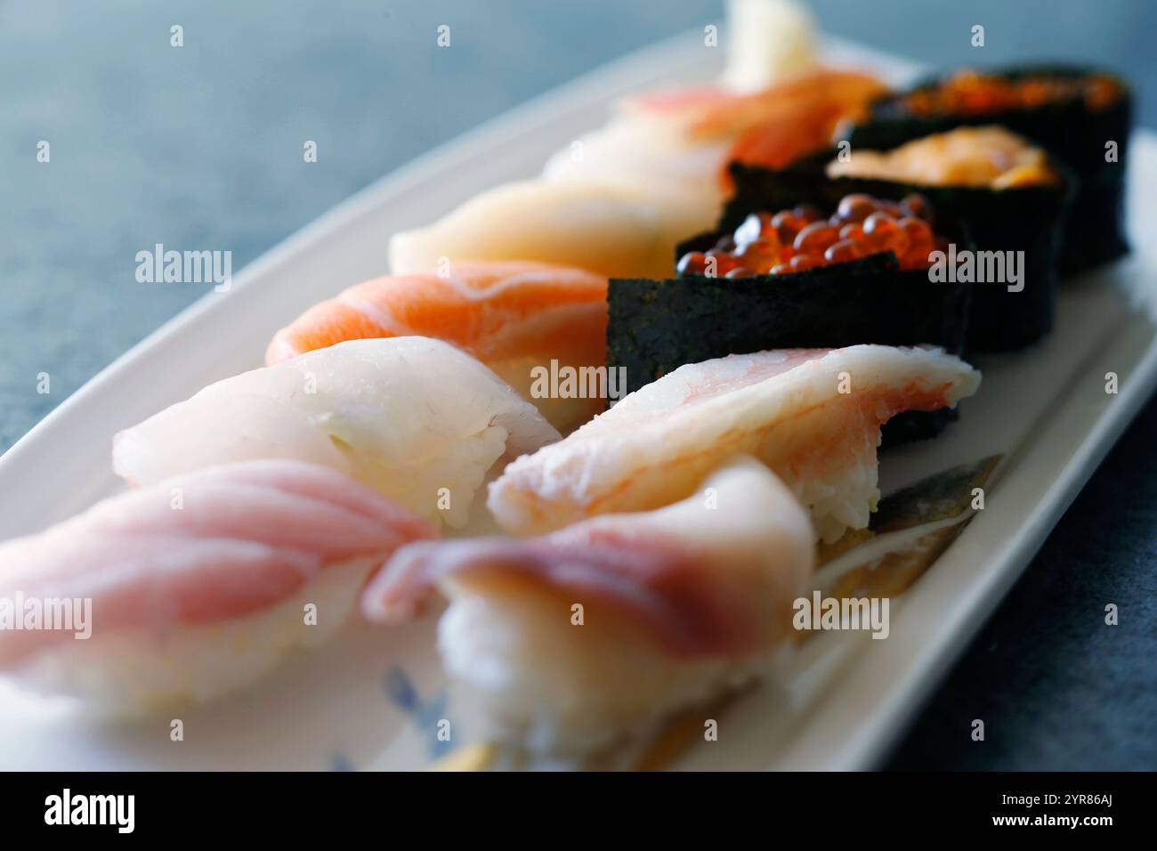 Roe sushi hi-res stock photography and images - Alamy