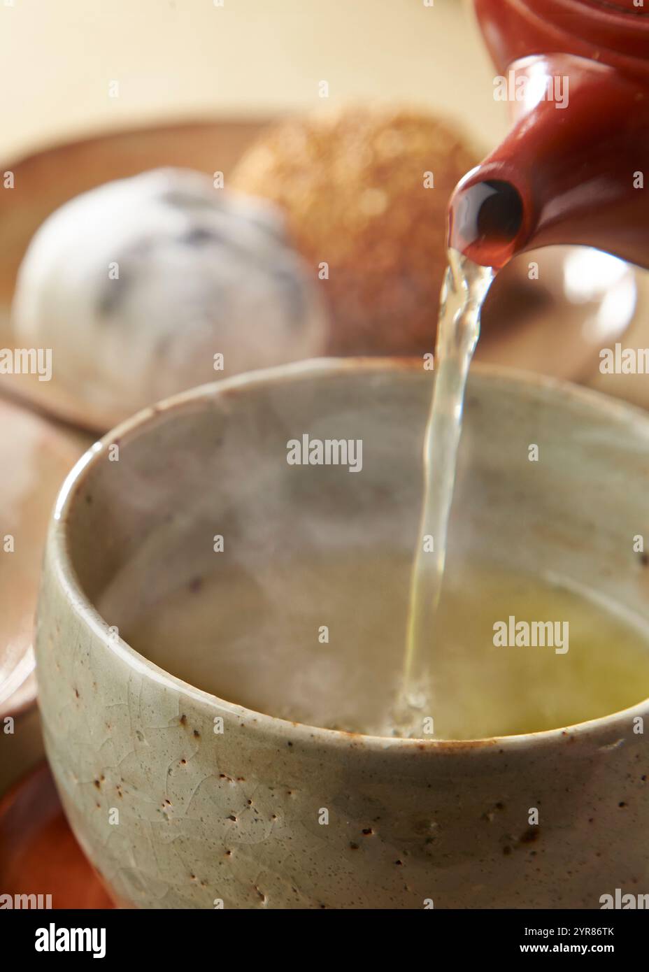 Japanese tea and Daifuku Stock Photo - Alamy