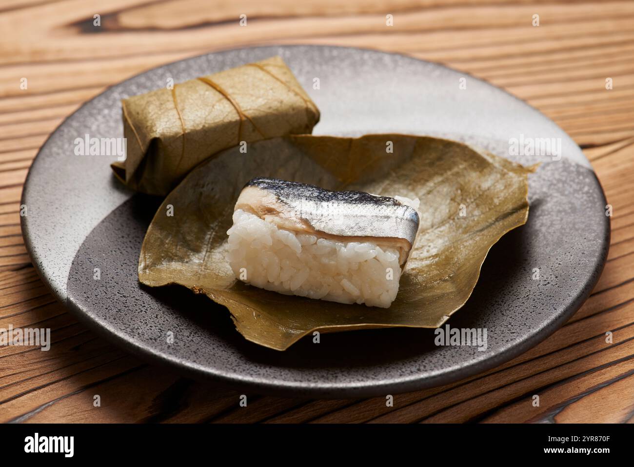 Kakinoha sushi hi-res stock photography and images - Alamy