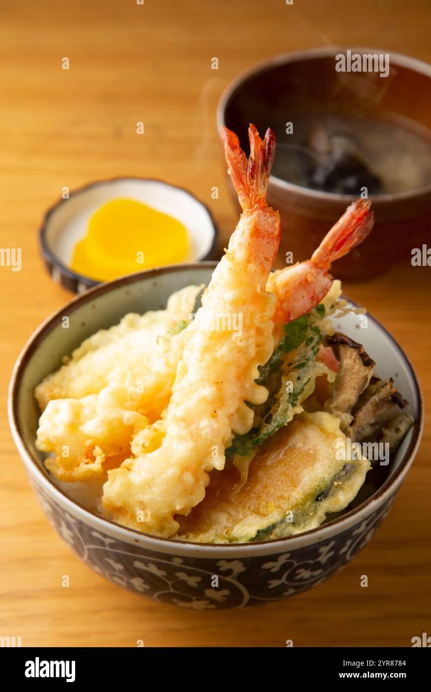 Bowl for rice hi-res stock photography and images - Alamy