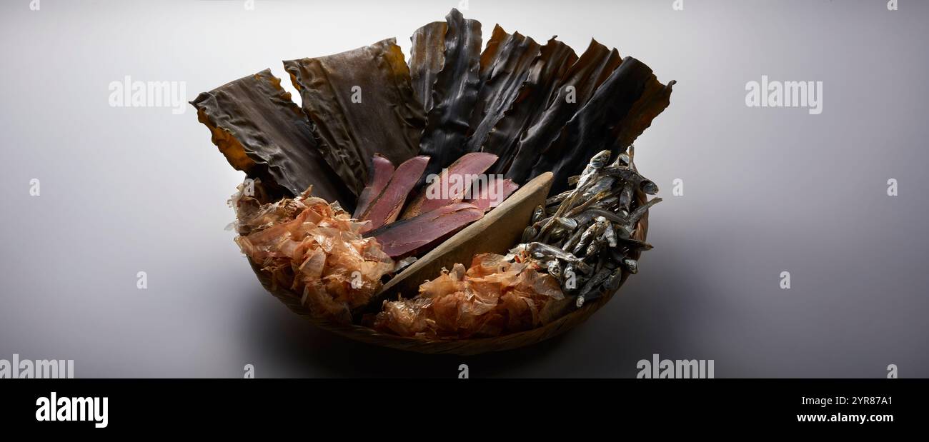 Dashi traditional japanese soup hi-res stock photography and images - Alamy
