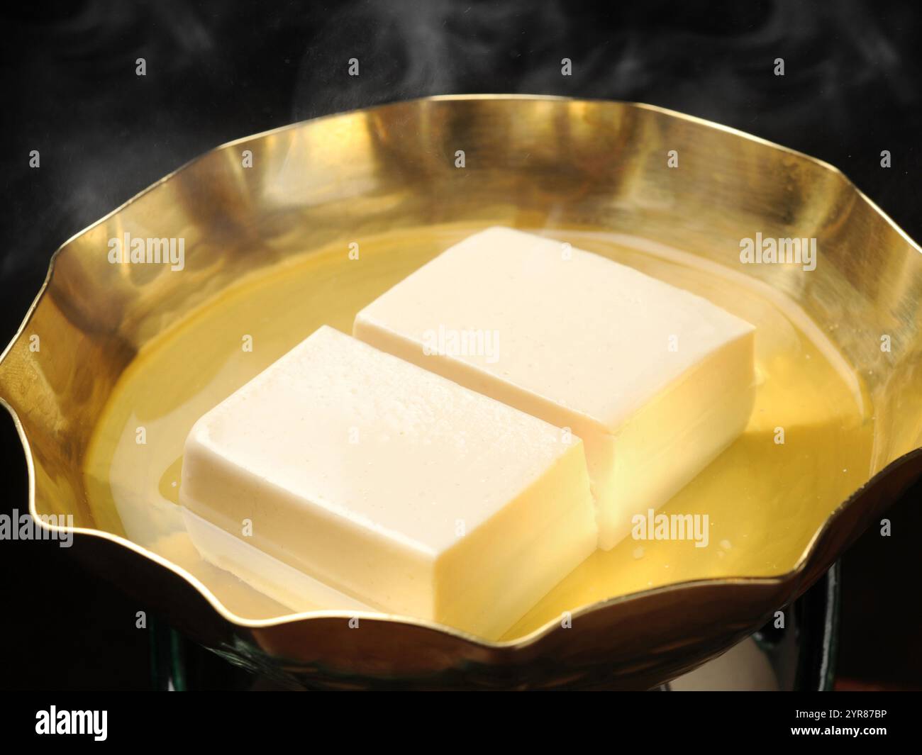 Yudofu japan hi-res stock photography and images - Alamy