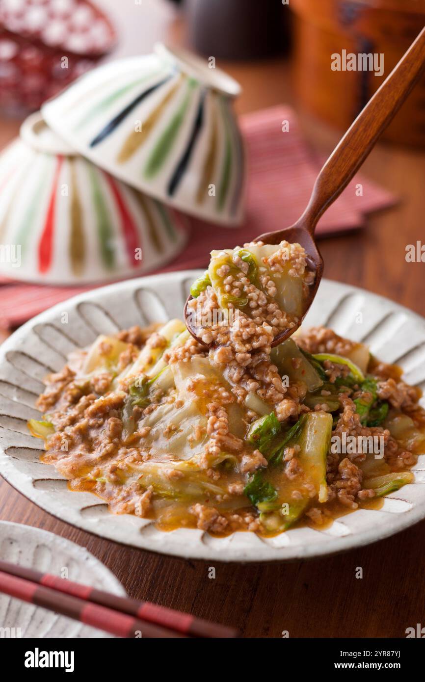 Fried Chinese cabbage with chili Sauce Stock Photo - Alamy