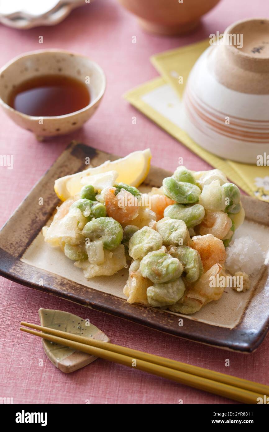 Deep fried Broad Beans Stock Photo - Alamy