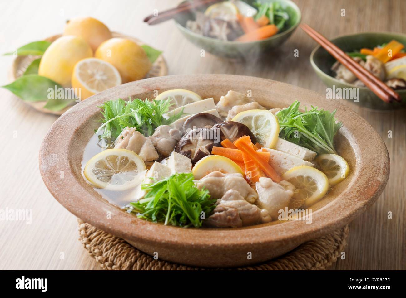 Lemon round hi-res stock photography and images - Alamy