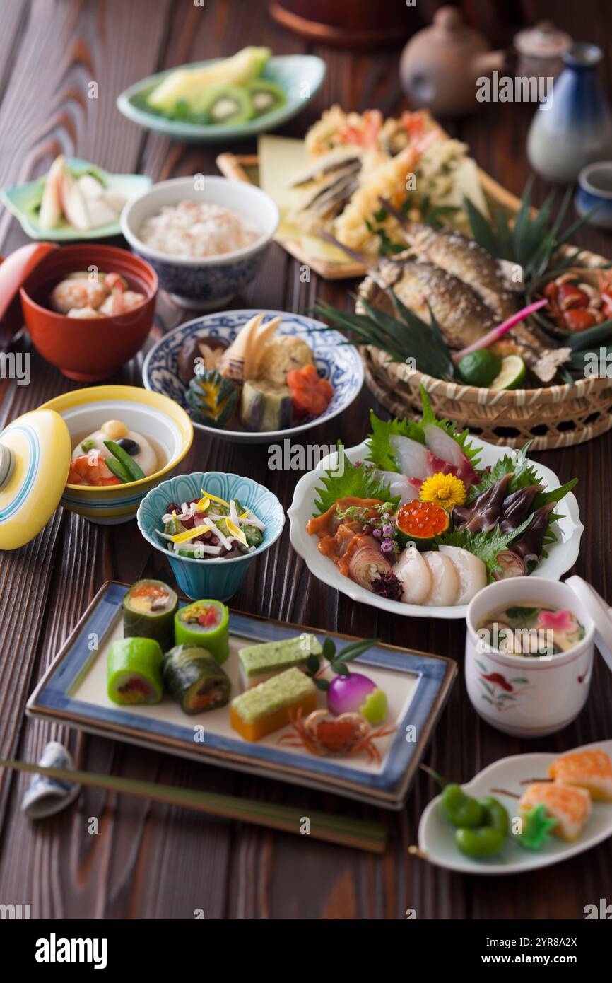 Kaiseki course meal Stock Photo - Alamy