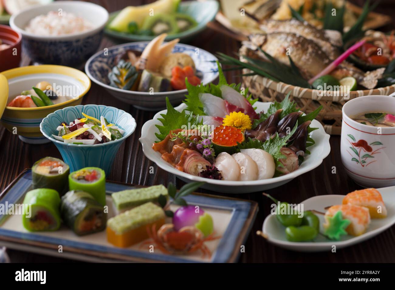 Served dishes and fruits hi-res stock photography and images - Alamy