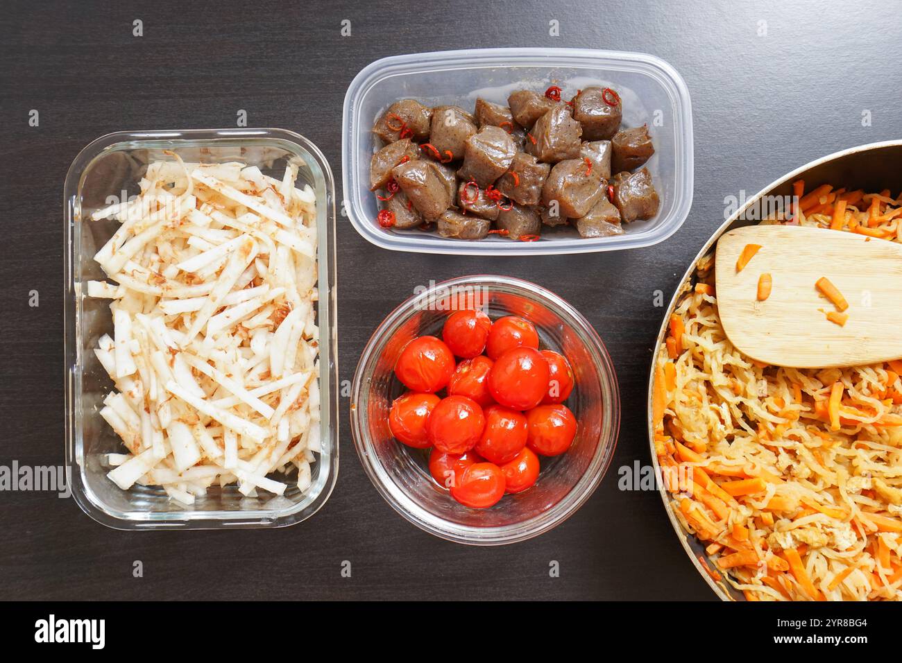 Reserve dishes, precooked food stock, packed lunches Stock Photo - Alamy