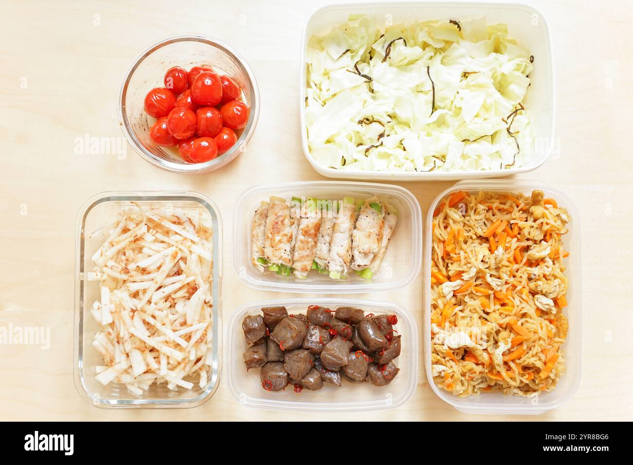 Reserve dishes, precooked food stock, packed lunches Stock Photo - Alamy