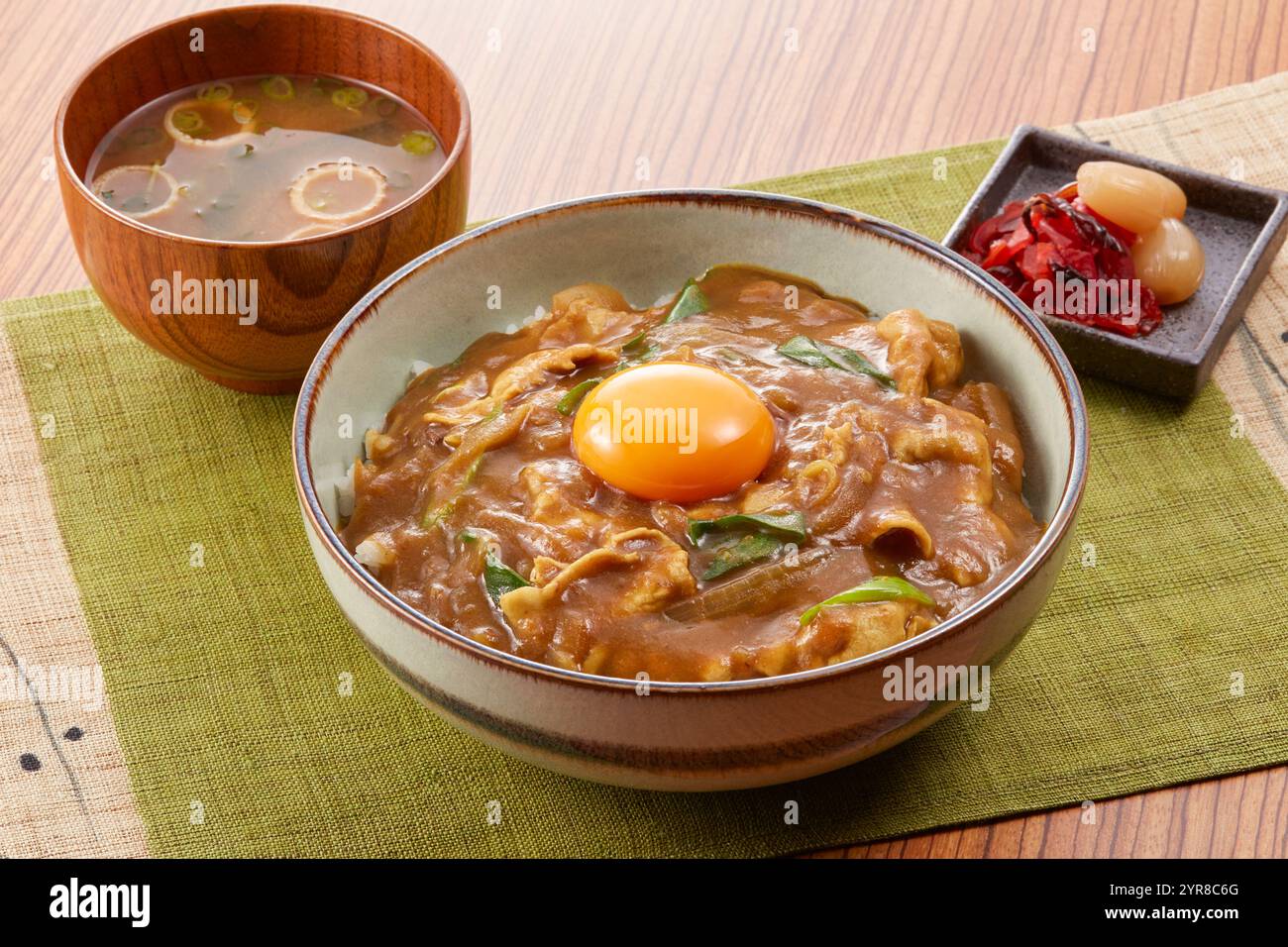 Curry rice bowl Stock Photo - Alamy