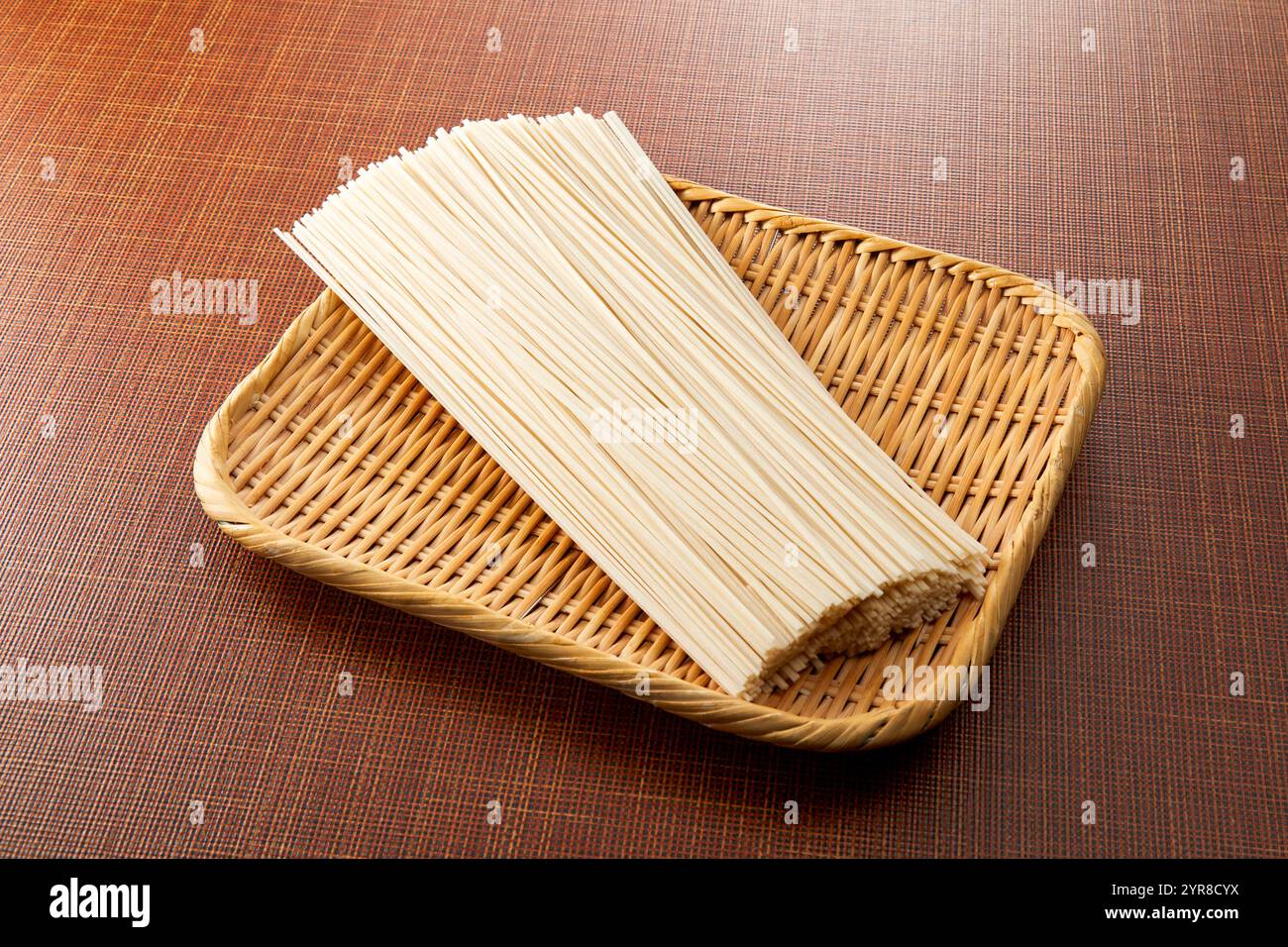 Inaniwa udon noodles hi-res stock photography and images - Alamy