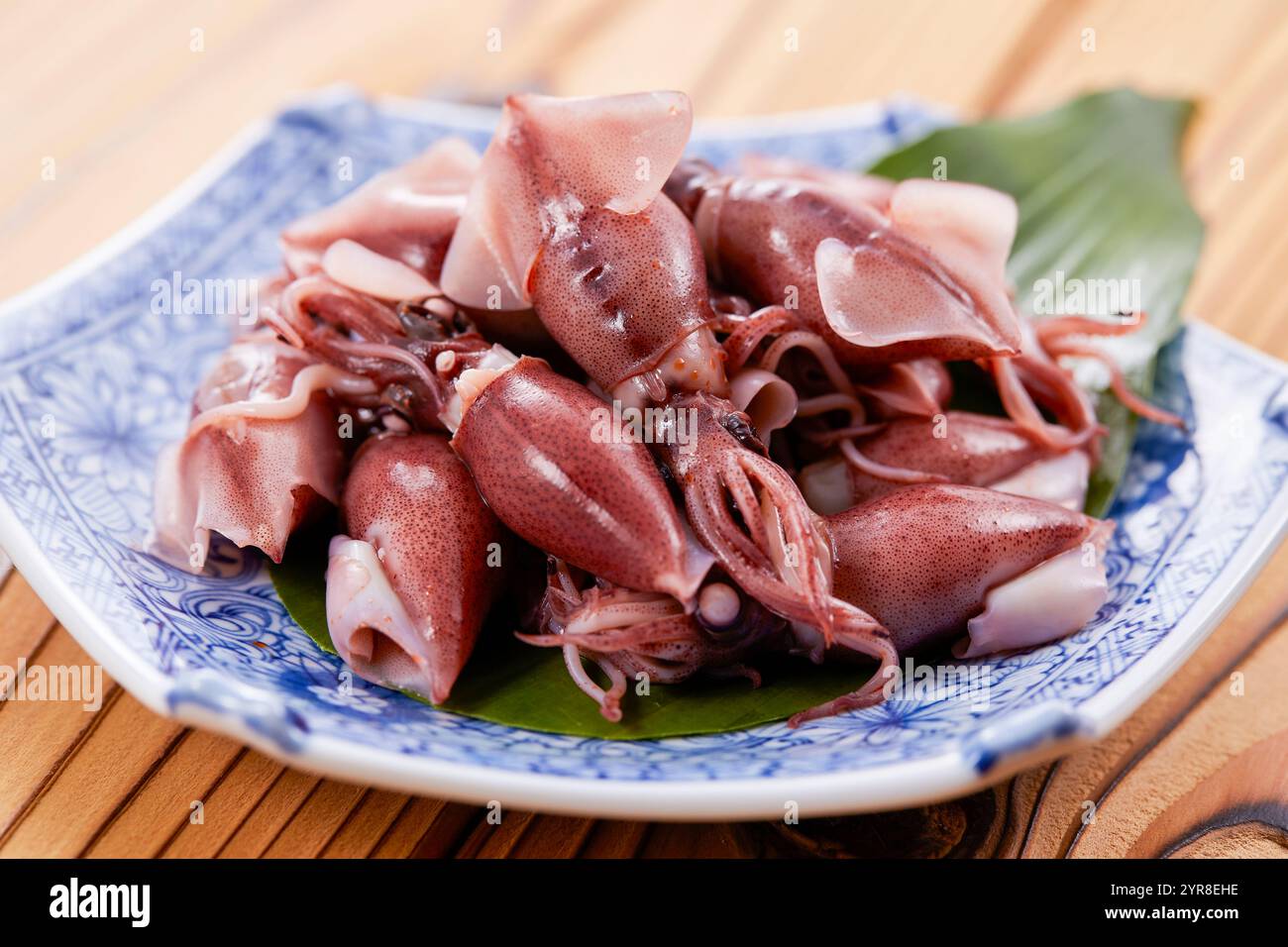 La table eating and drinking hi-res stock photography and images - Alamy