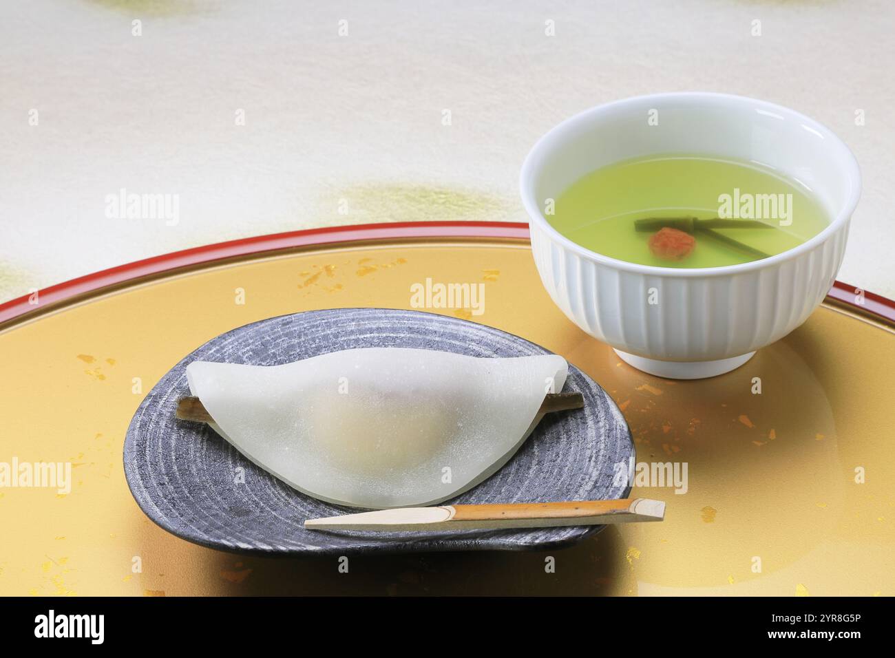 New Year's lucky rice cake with Daifuku tea Stock Photo - Alamy