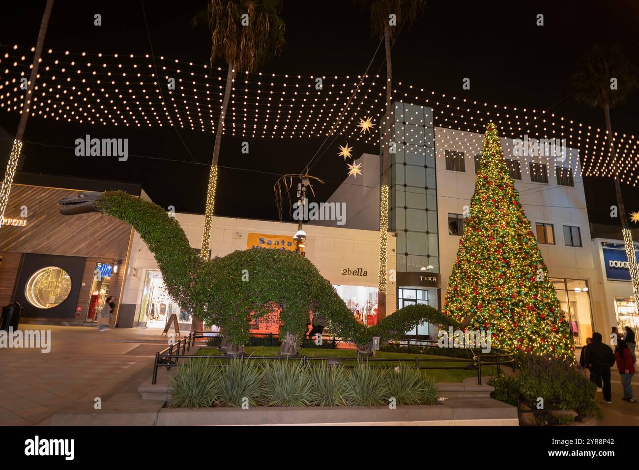 Downtown Santa Monica dressed up for the holiday season. official ...