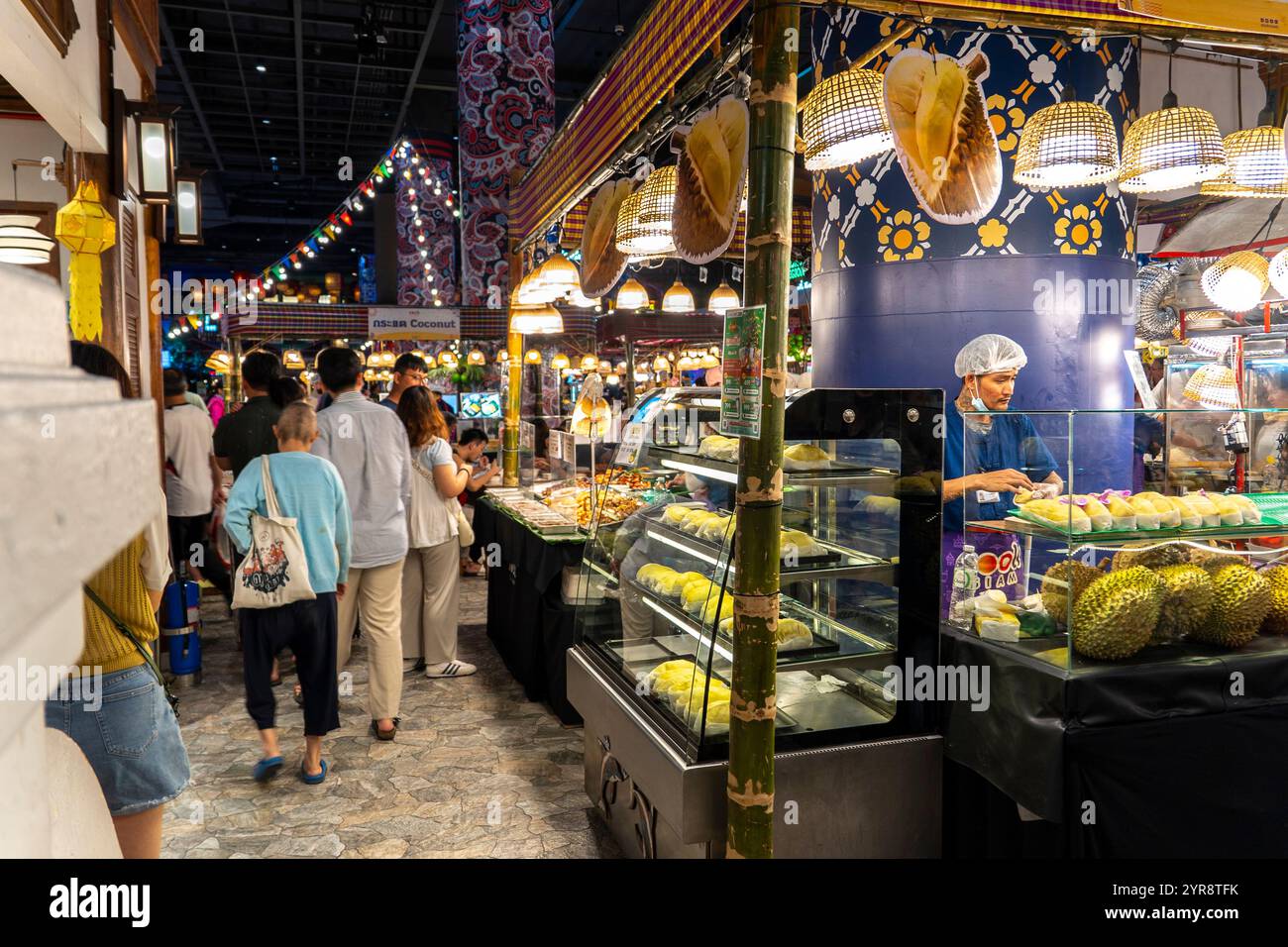 Sooksiam hi-res stock photography and images - Alamy