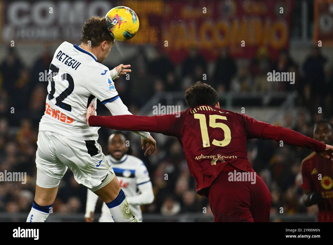 Mateo Retegui of Atalanta B.C. and Mats Hummels of A.S. Roma in action ...