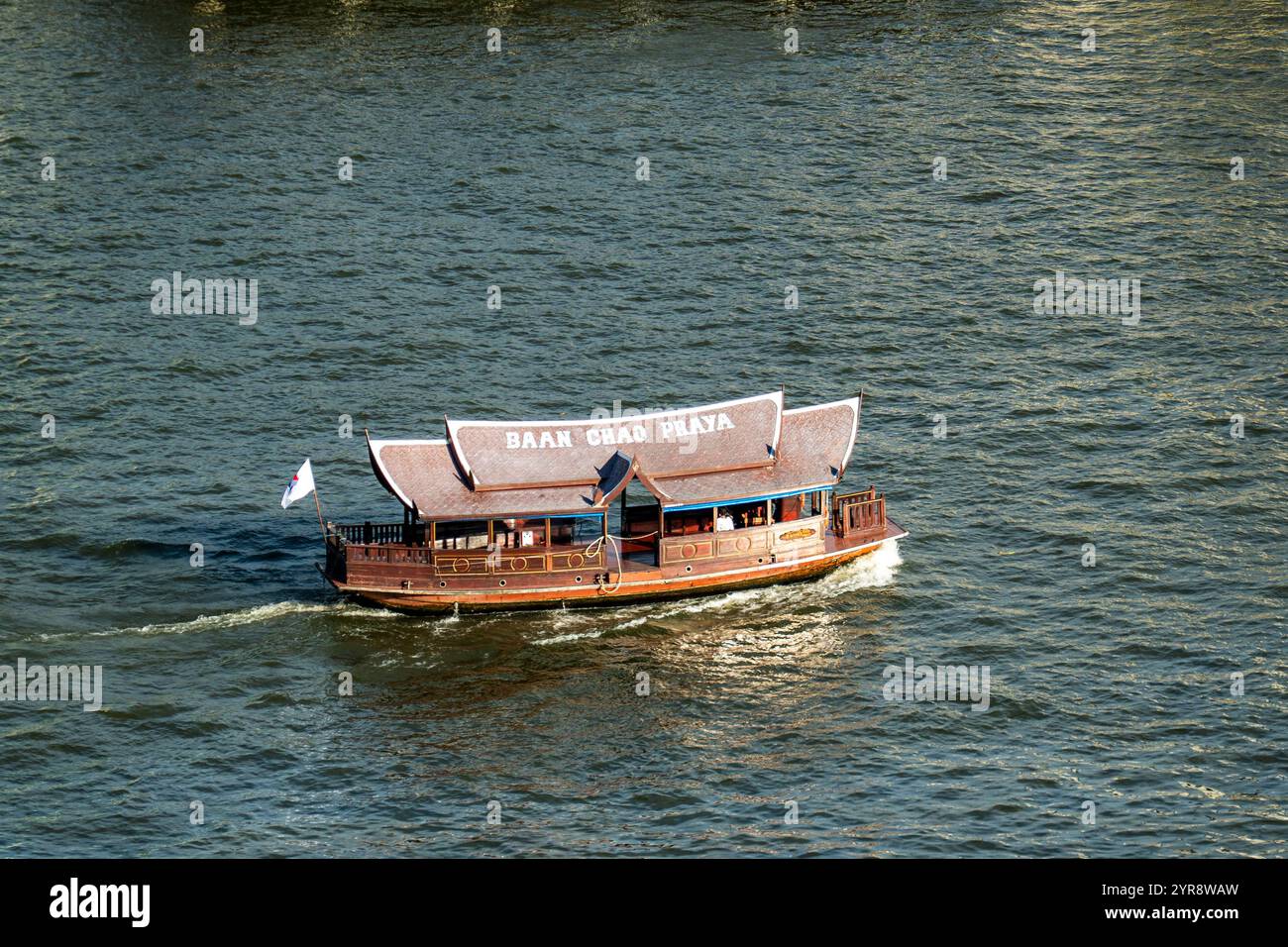Experience a traditional boat ride on the Chao Phraya River in Bangkok ...