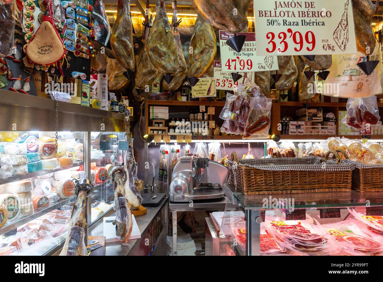 Almacenes Don Jamon, Plasencia, Spain Stock Photo - Alamy