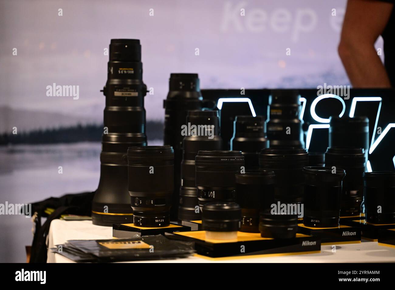 Lens 50mm 85mm hi-res stock photography and images - Alamy