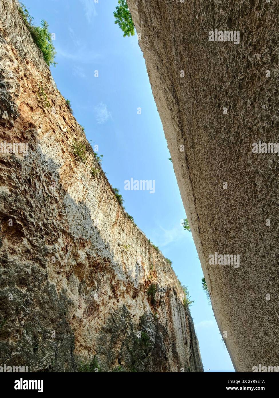 Limestone Cliff Walls at Pandawa Beach, Bali Stock Photo - Alamy