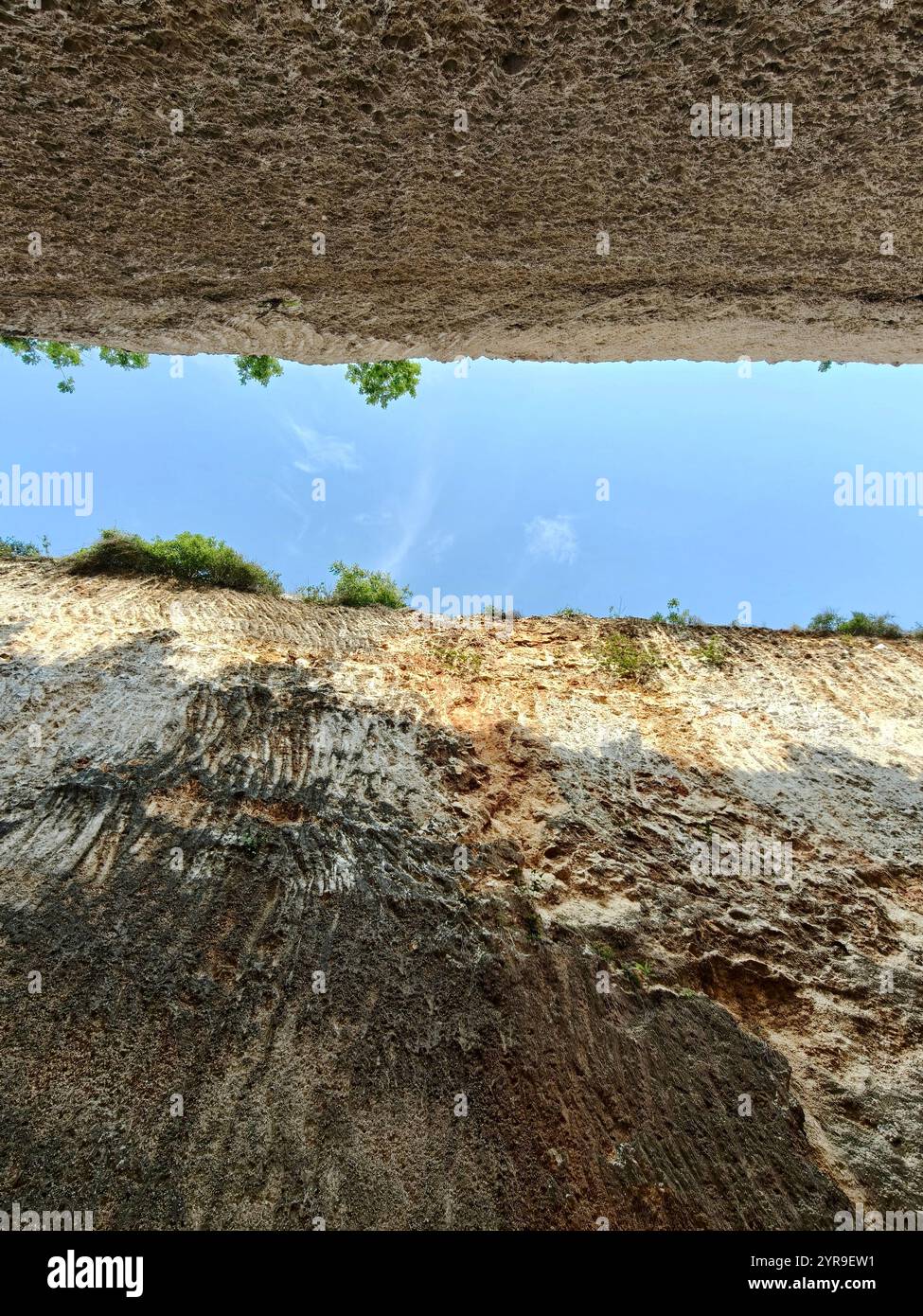 Limestone Cliff Walls at Pandawa Beach, Bali Stock Photo - Alamy
