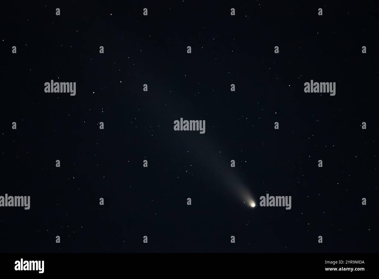 Comet c2023 a3 Tsuchinshan-atlas in the night sky over England, UK ...