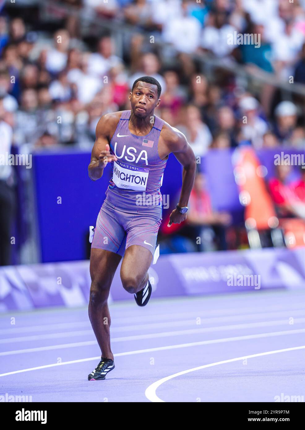 Erriyon Knighton participating in the 200 meters at the Paris 2024 ...