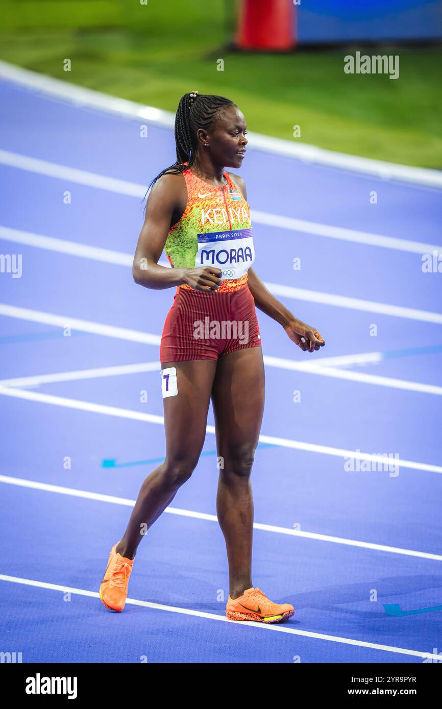 Mary Moraa participating in the 800 meters at the Paris 2024 Olympic Games Stock Photo - Alamy