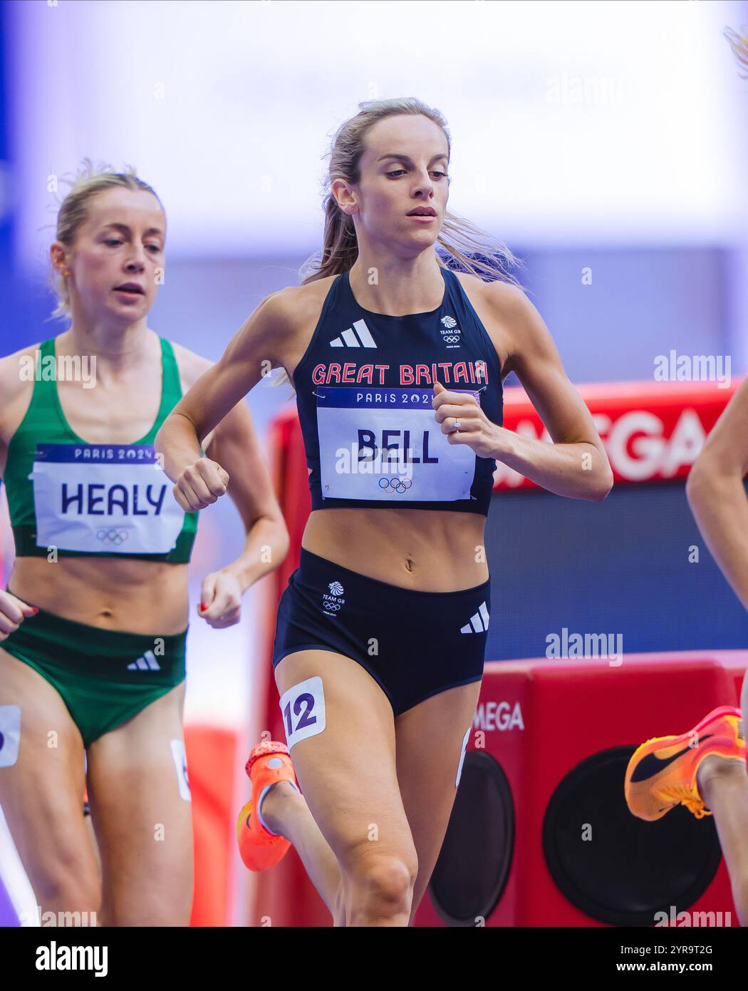 Georgia Bell participating in the 1500 meters at the Paris 2024 Olympic ...