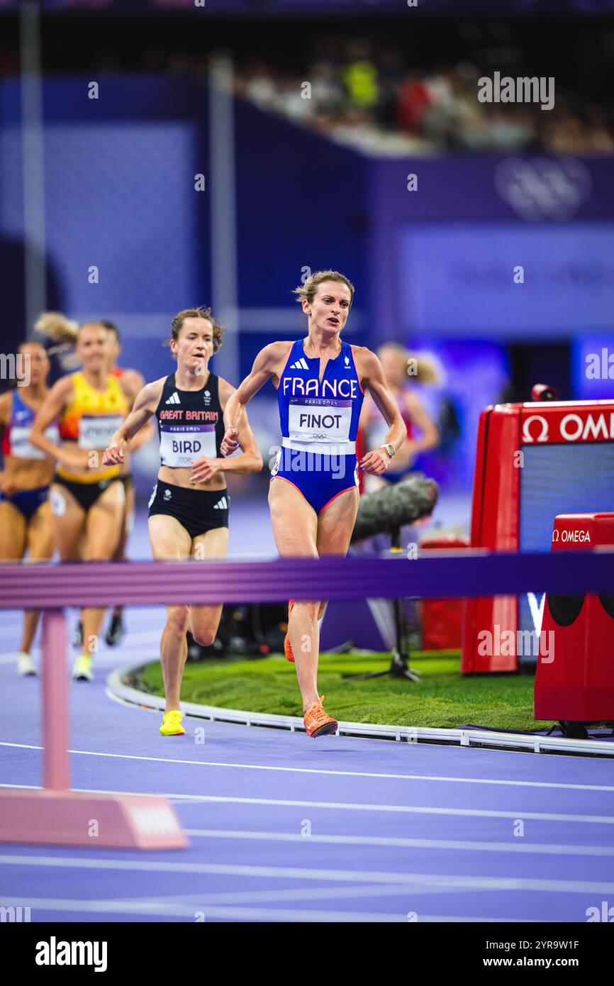 Alice Finot participating in the 3000 metres steeplechase at the Paris ...