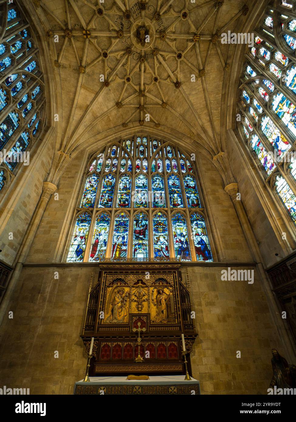 The Lady Chapel, with Stained Class Windows, Winchester Cathedral ...
