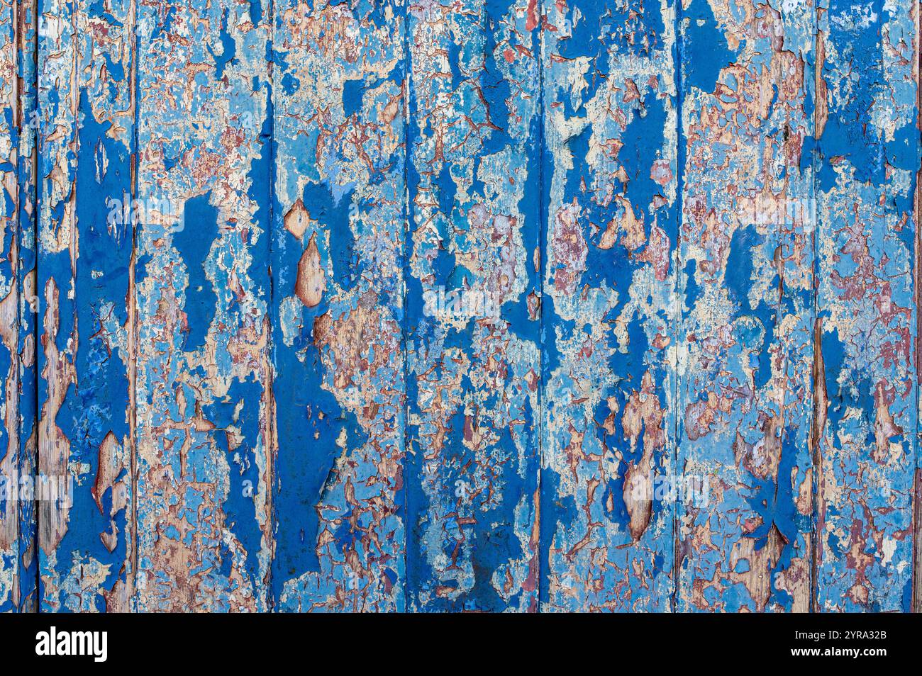 Blue gate with peeling paint hi-res stock photography and images - Alamy