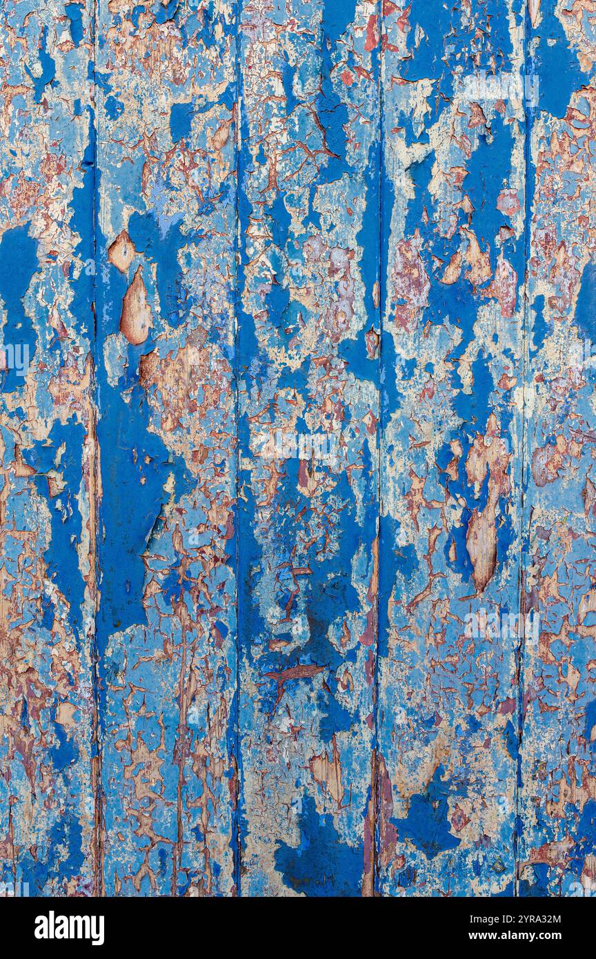 Blue gate with peeling paint hi-res stock photography and images - Alamy