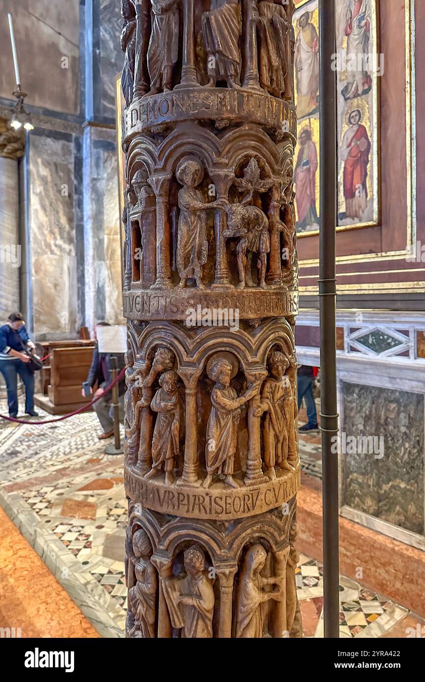 Detail of the carvings on the oriental alabaster pillars of the ...