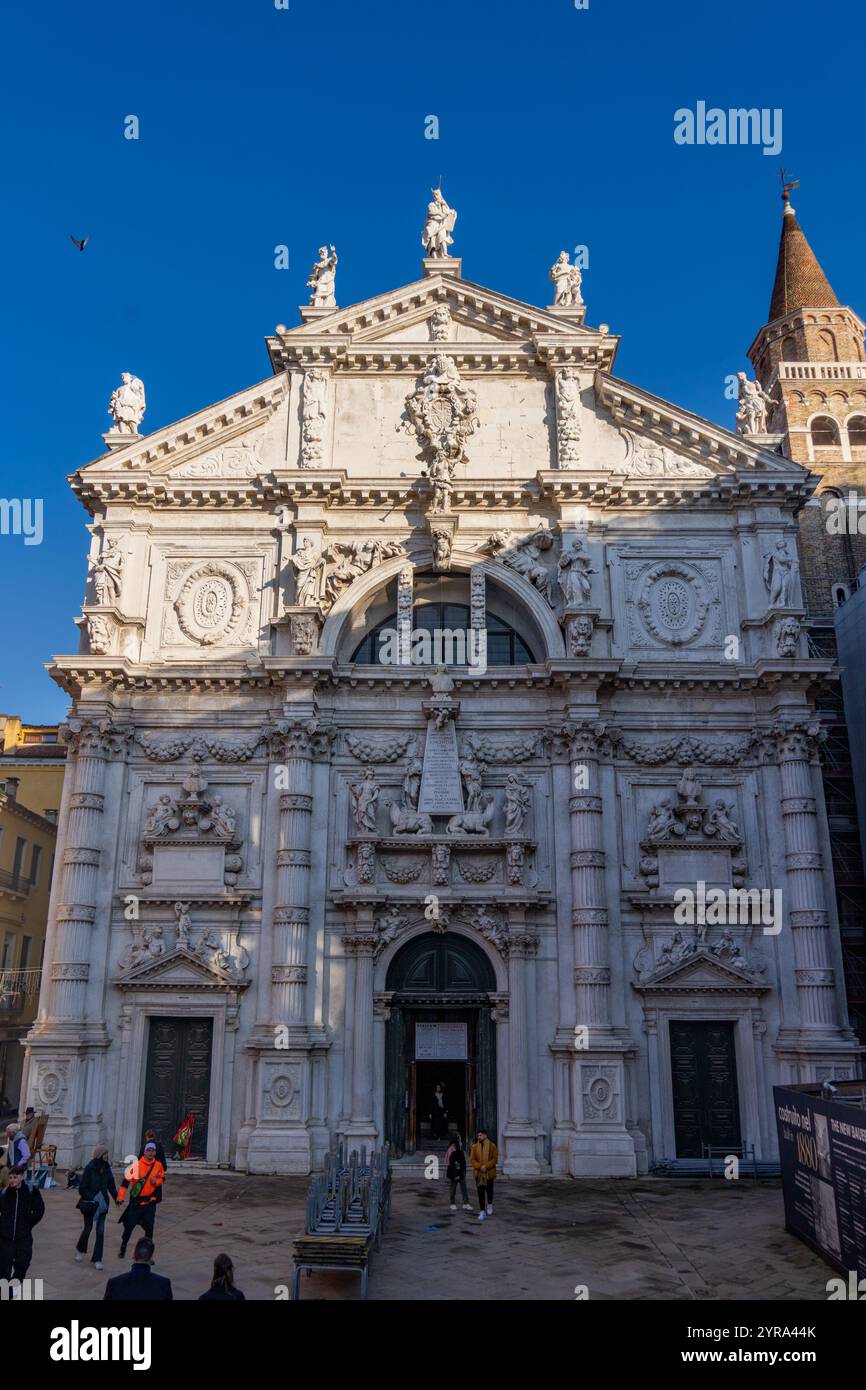 San moise baroque style roman catholic church in venice hi-res stock photography and images - Alamy