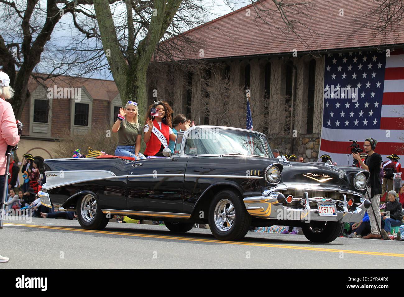 Lexington day parade hi-res stock photography and images - Alamy