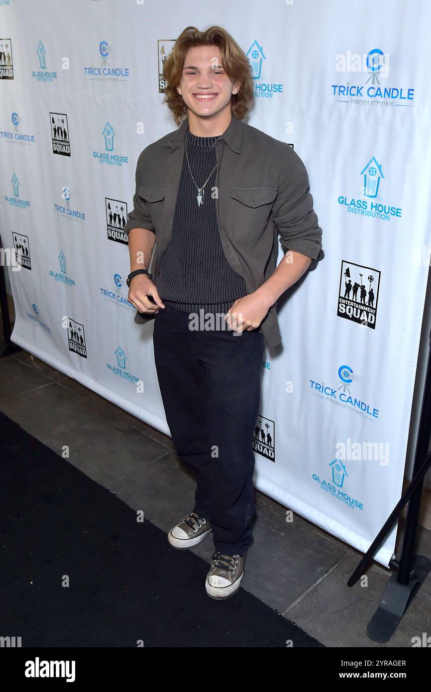 Mason McNulty bei der Premiere des Kinofilms Dark Night of the Soul im ...