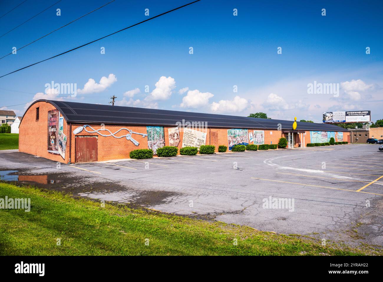 Lincoln highway attractions hi-res stock photography and images - Alamy