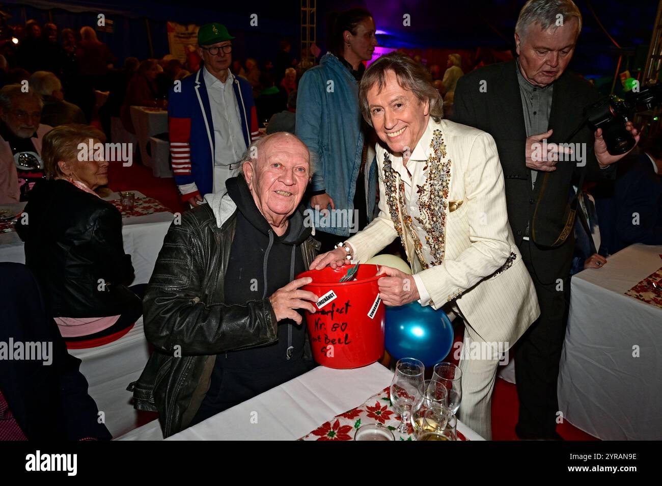 Peter Meyer und Bert Beel bei der Geburtstags-Show Stars in der Manege ...