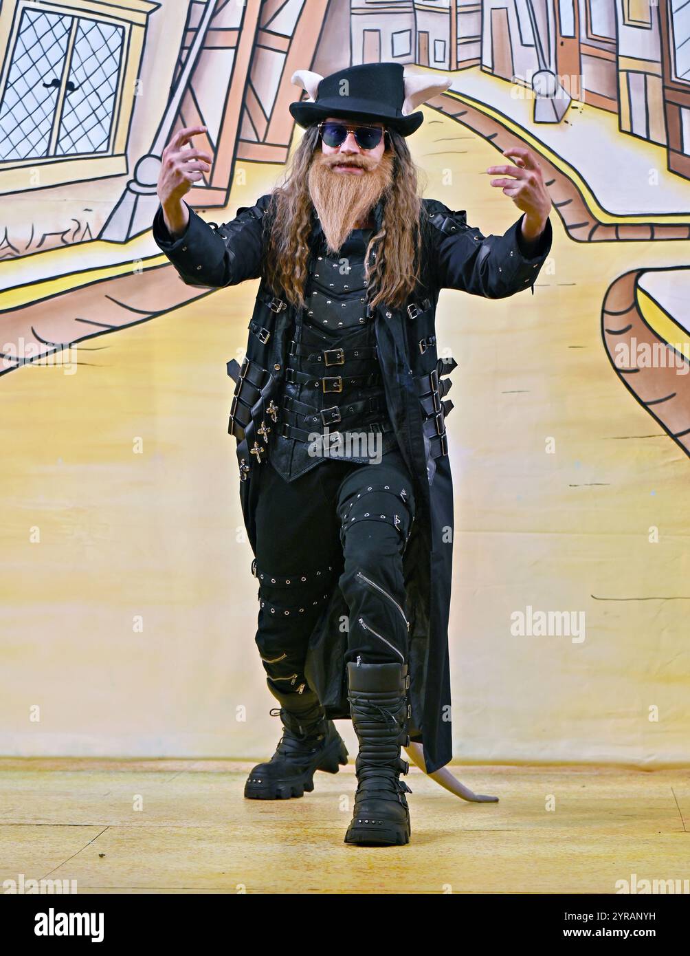 LONDON, UK. 3rd Dec, 2024. Graham MacDuff as ‘King Rat' on stage at the ...