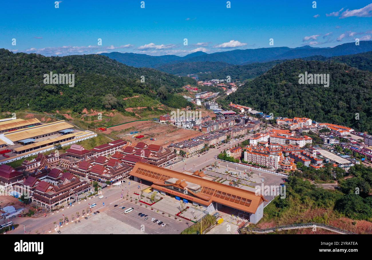 Mengla county hi-res stock photography and images - Alamy