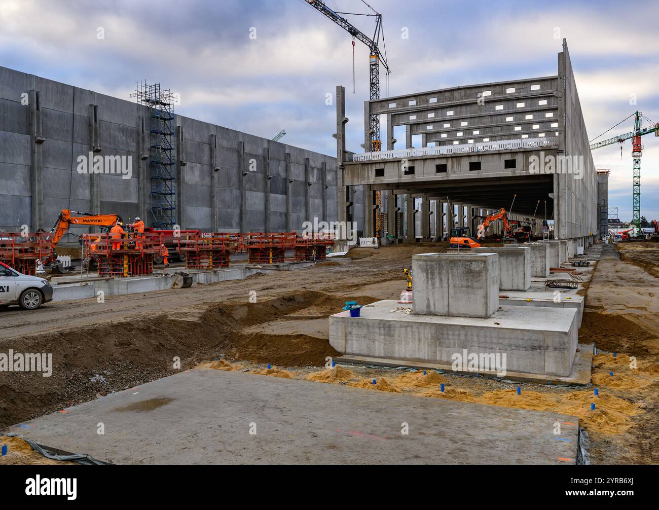 Cottbus, Germany. 03rd Dec, 2024. The construction site for Hall 1 of ...