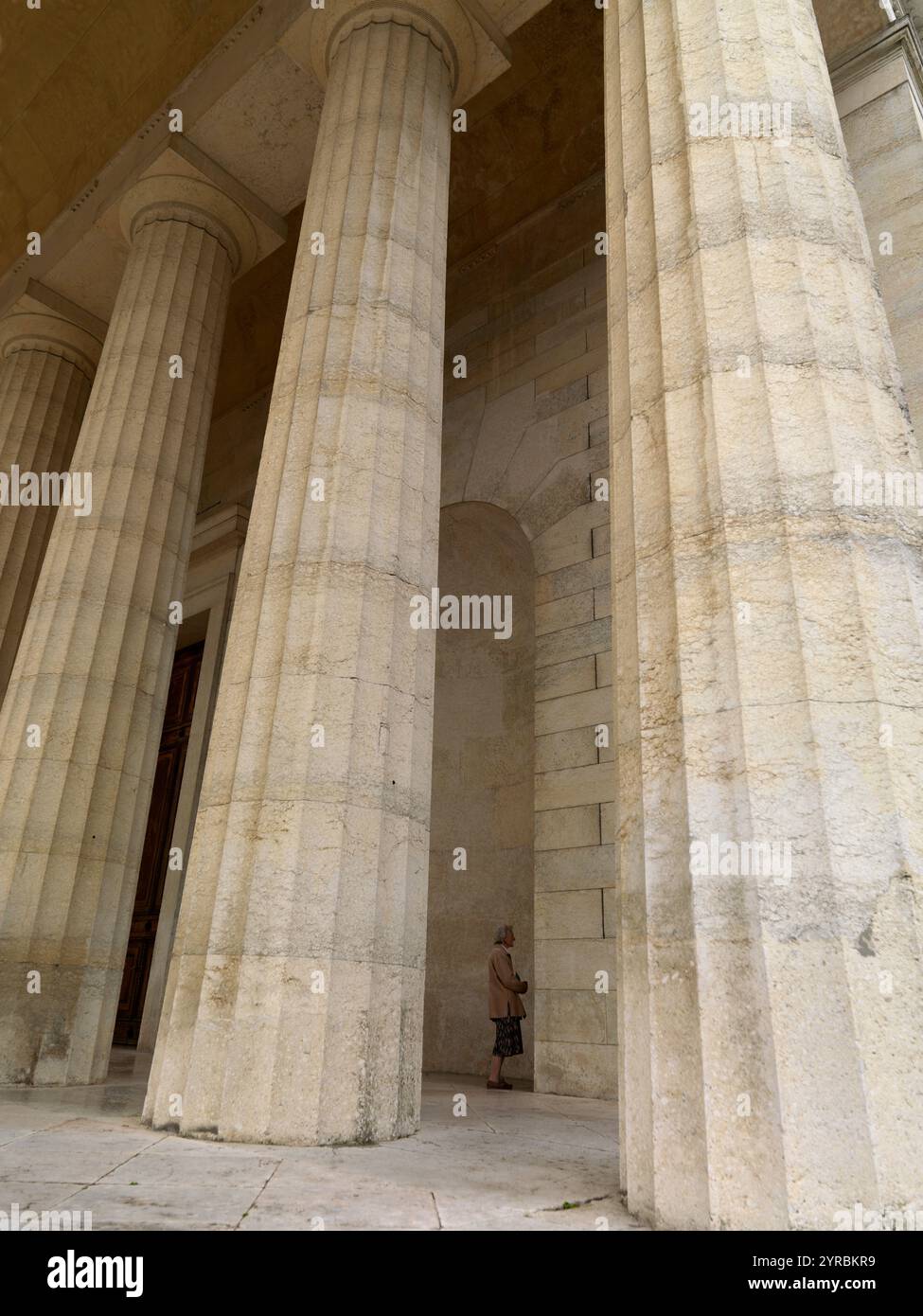Architecture of a stone colonnade, of an ancient temple in Italy Stock ...