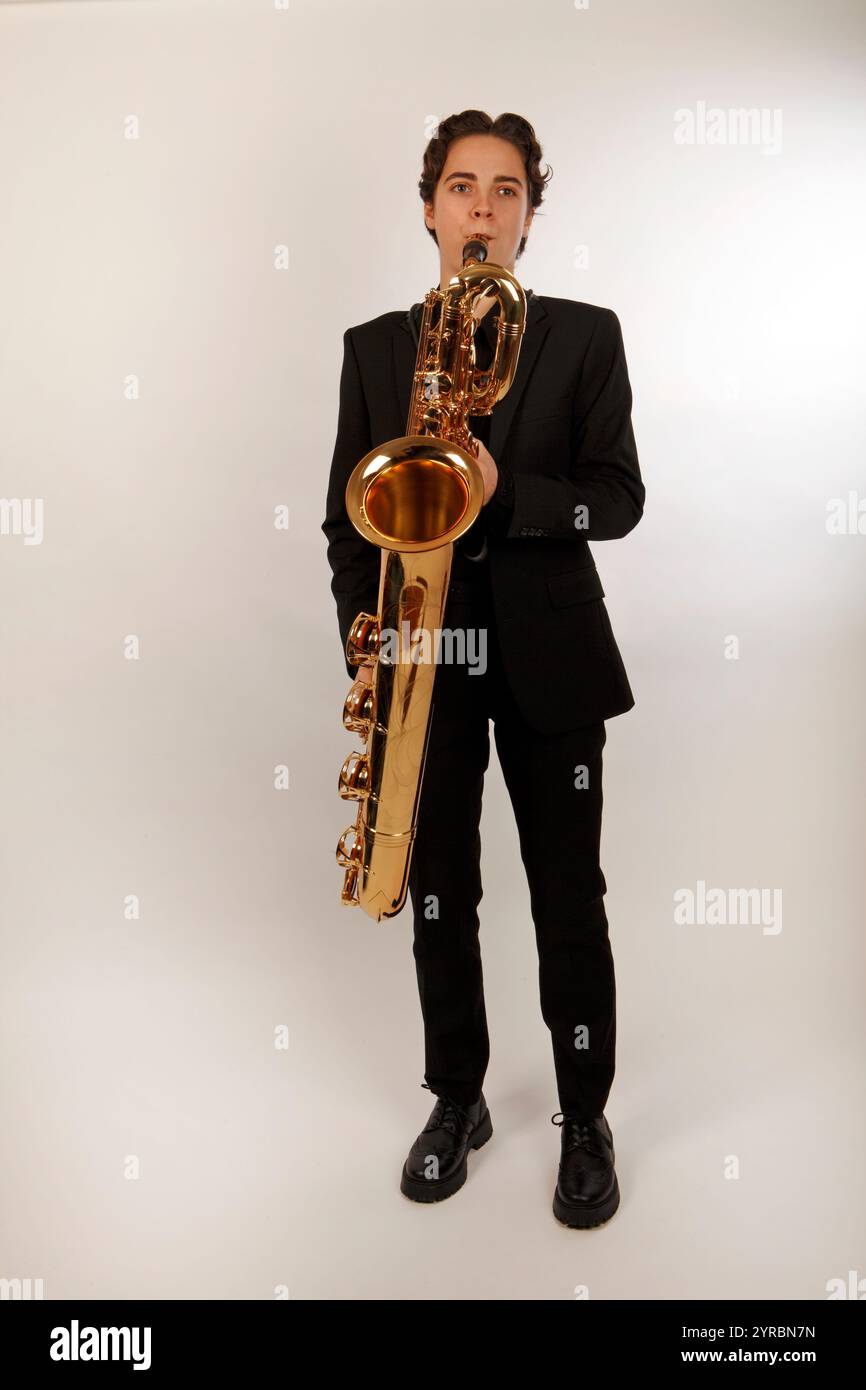 Saxophone position hi-res stock photography and images - Alamy