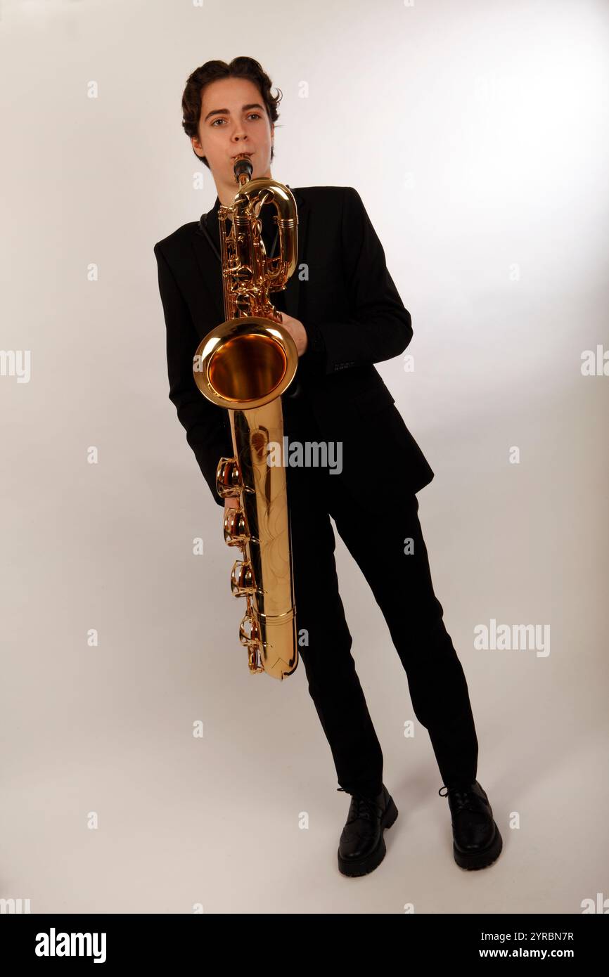 Saxophone position hi-res stock photography and images - Alamy