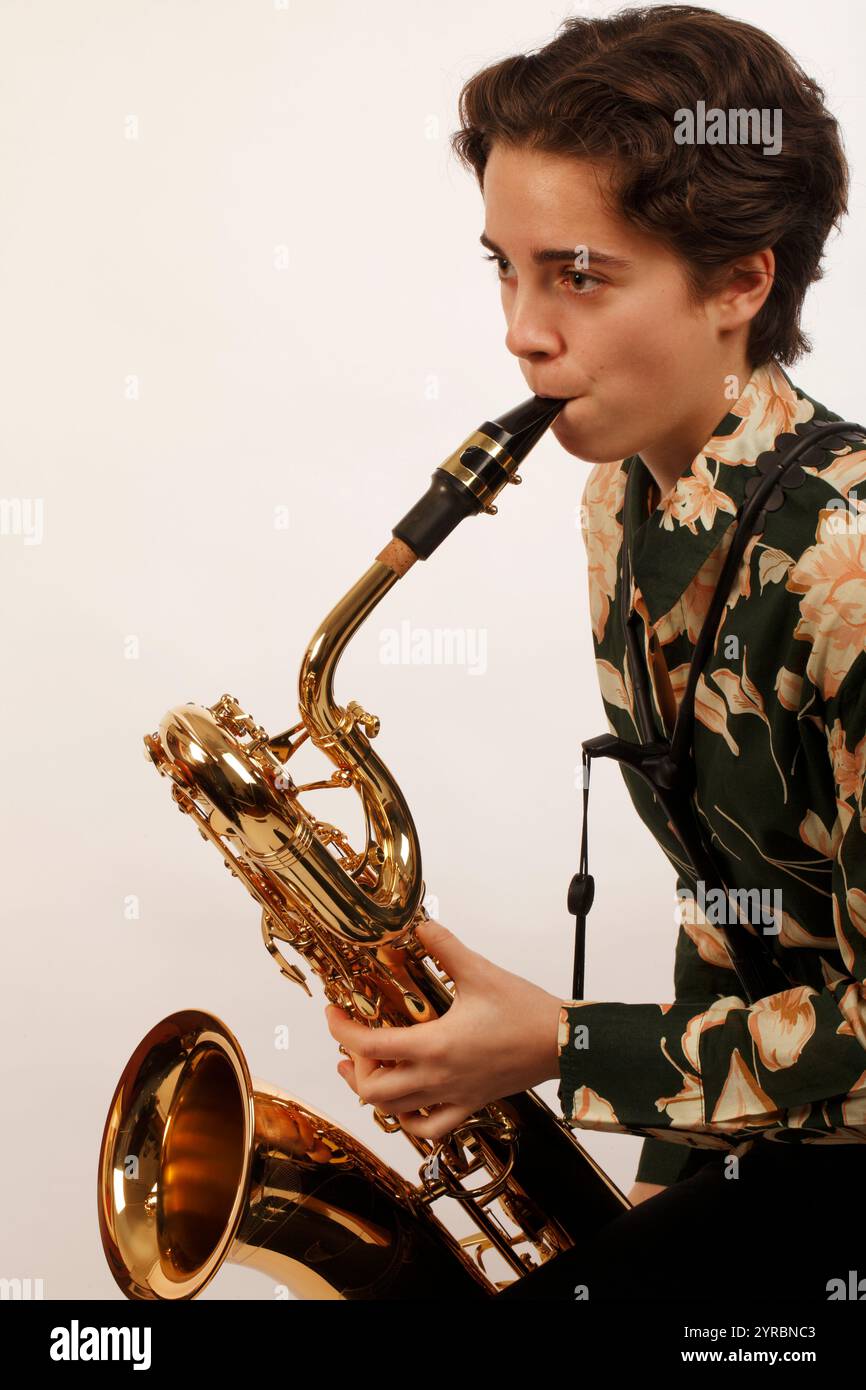 Saxophone position hi-res stock photography and images - Alamy