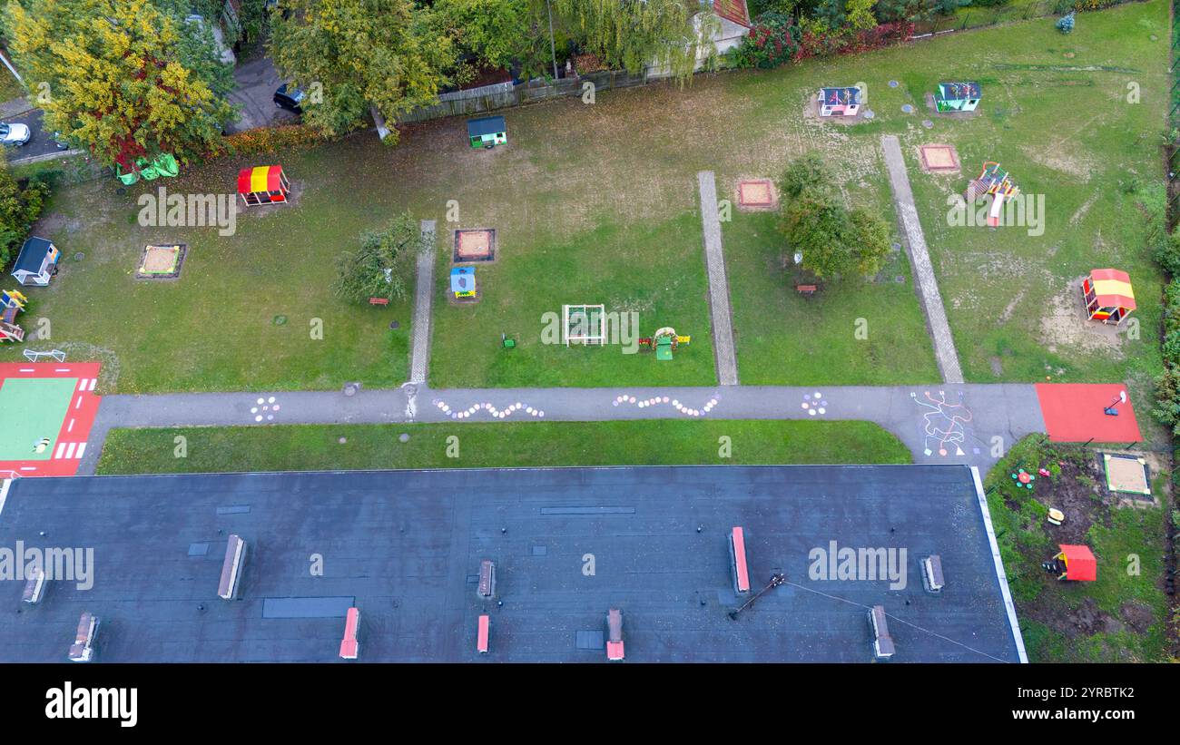 Action for childrens lawn hi-res stock photography and images - Alamy